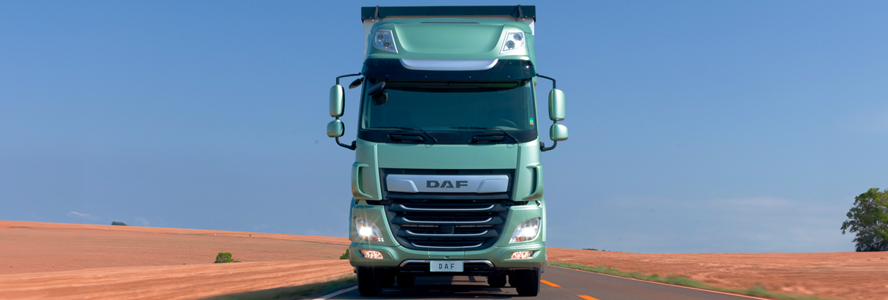 Linha DAF - DAF Caminhões Brasil